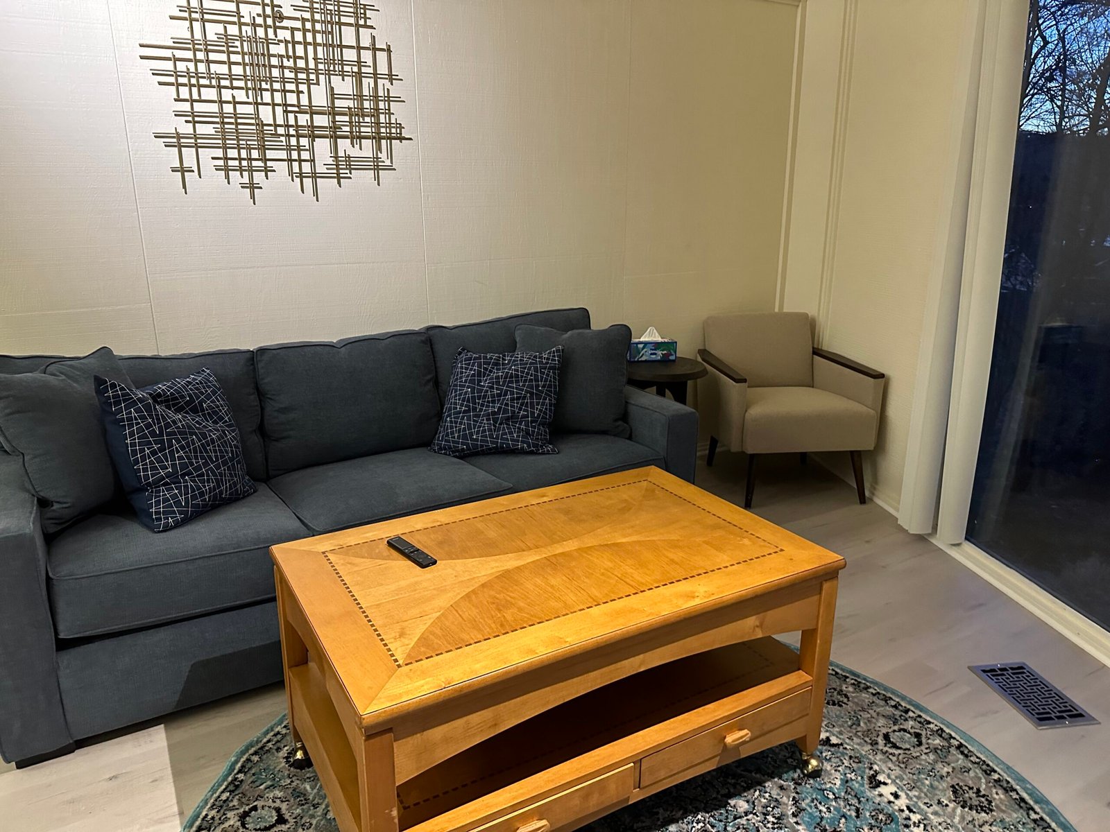 7 Reasons to Stay at The Escape Pod at Cheat Lake
